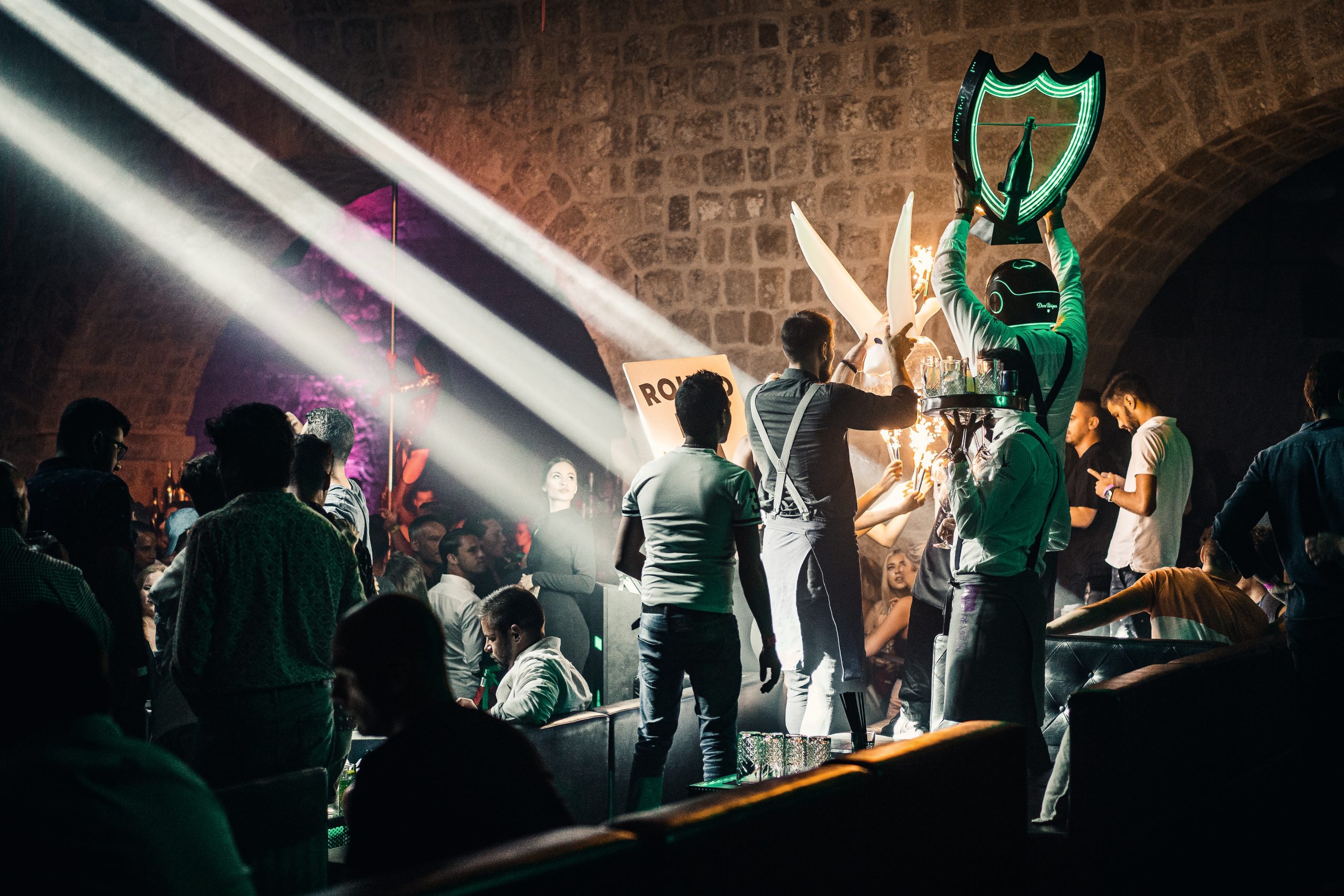 Club Bottle Service Guide - 10 Steps Unveiled | LGNDRY Group